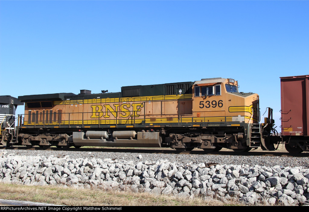 BNSF 5396